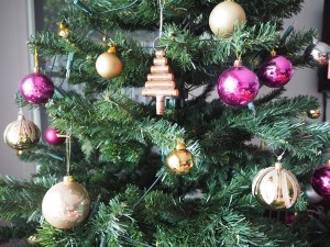 How to Make a Copper Pipe Christmas Tree Decoration - The Plumbette