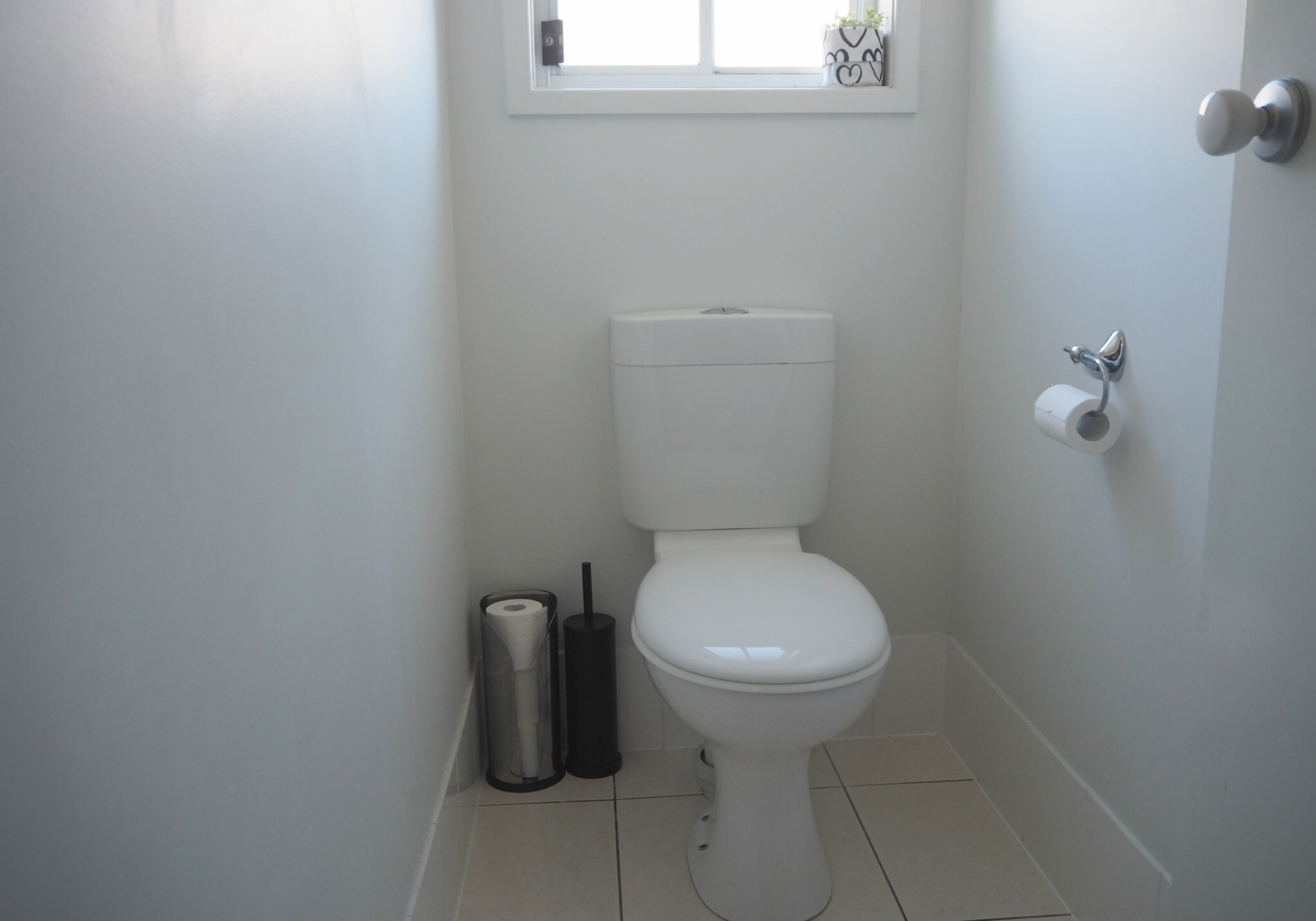 is it time to replace your nasty toilet brush? - The Plumbette