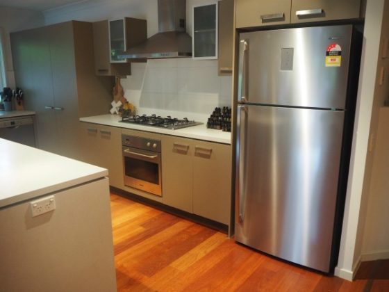 Plumbing in a Fridge – Fridges With an Ice And Water Dispenser - The ...